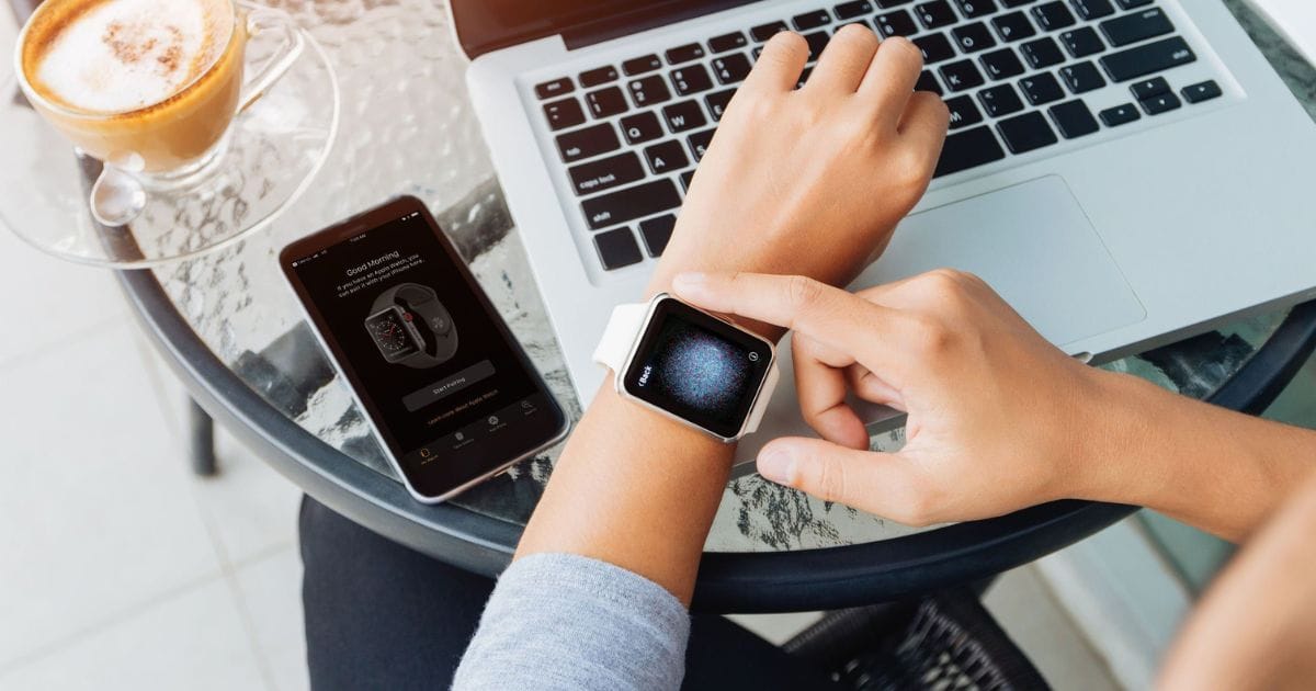 Langkah dan Cara Menghubungkan Smartwatch ke iPhone | Doran Gadget