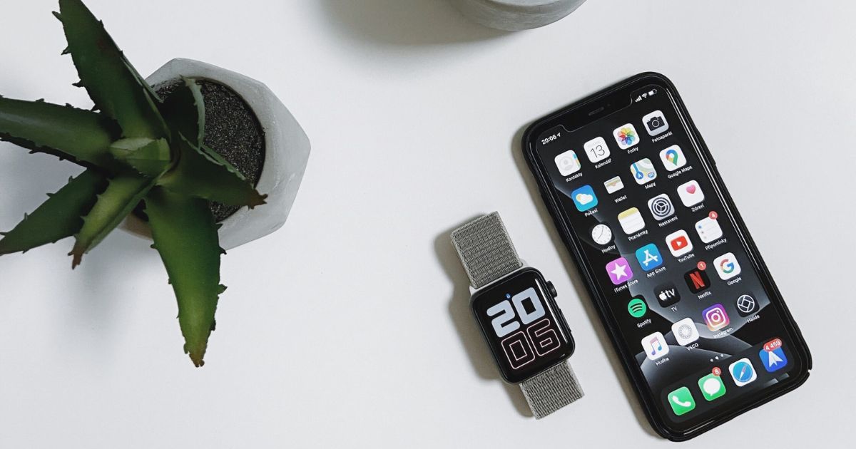 Langkah dan Cara Menghubungkan Smartwatch ke iPhone | Doran Gadget