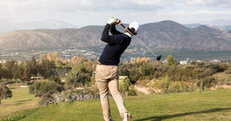 Mengenal Aturan Dasar, Teknik, dan Cara Bermain Golf | Doran Gadget