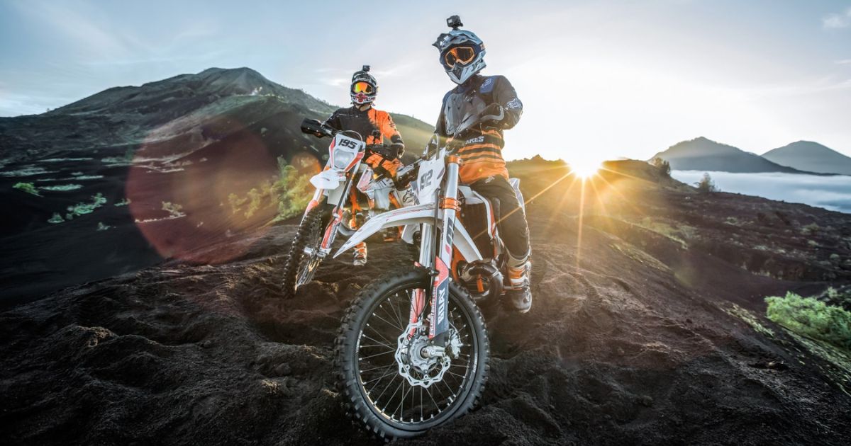 7 Peralatan Motovlog yang Wajib Dimiliki untuk Bikin Konten