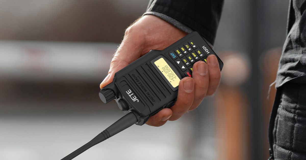 Perbandingan JETE H201 vs Motorola HX370S untuk Komunikasi